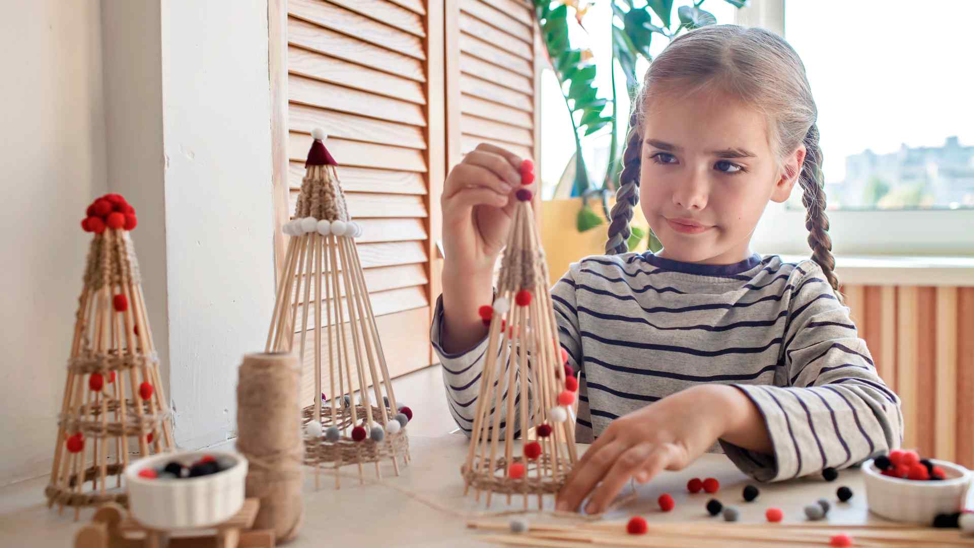 32 Christmas Crafts for Kids: Fun, Creative, and Festive Ideas