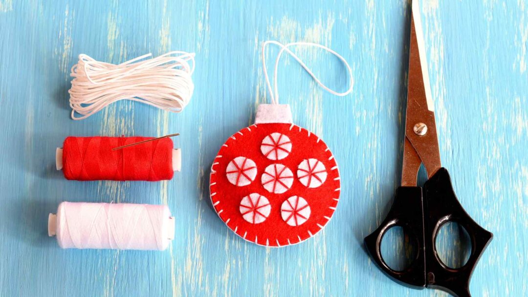 27 DIY Christmas Ornaments for Kids