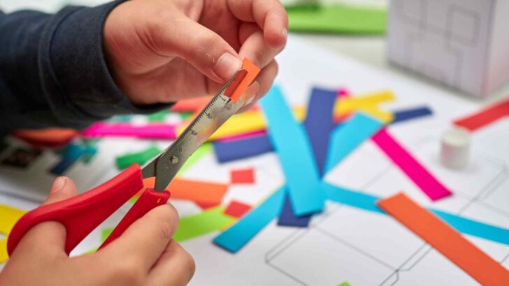 95 Simple Crafts for Kids: Fun and Easy Projects