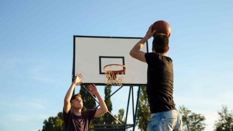 34 Unique Outdoor Activities for Teens